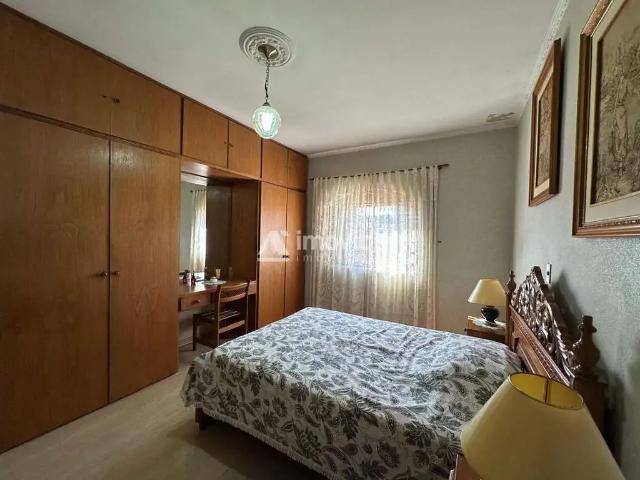 Conj. Comercial / Sala para Venda em Sumaré/SP Vila Carlos Basso 4 Quartos