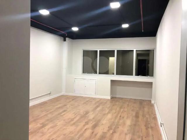 Conj. Comercial / Sala para Venda em Porto Alegre/RS Central Parque