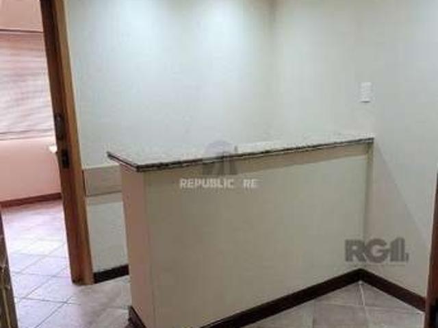 Conj. Comercial / Sala para Venda em Porto Alegre/RS Centro Histórico