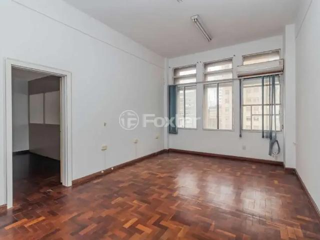 Conj. Comercial / Sala para Venda em Porto Alegre/RS Centro Histórico