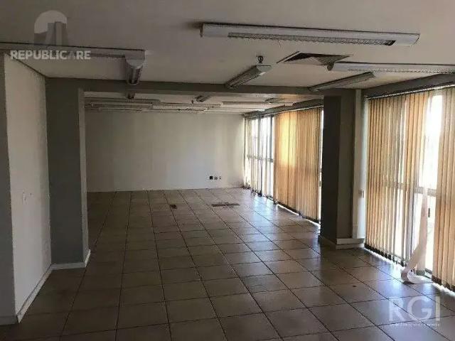 Conj. Comercial / Sala para Venda em Porto Alegre/RS Centro Histórico