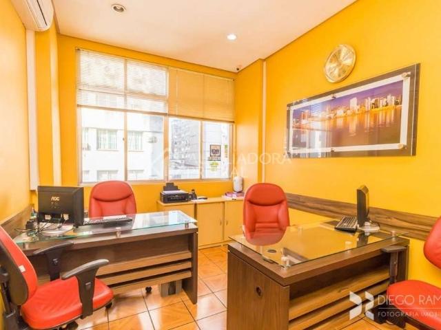 Conj. Comercial / Sala para Venda em Porto Alegre/RS Centro Histórico