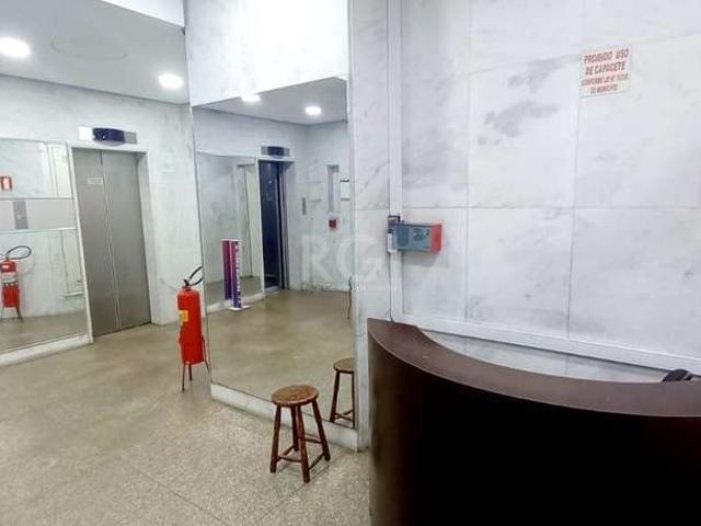 Conj. Comercial / Sala para Venda em Porto Alegre/RS Centro Histórico