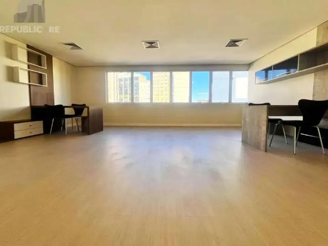 Conj. Comercial / Sala para Venda em Porto Alegre/RS Centro Histórico 1 Quartos