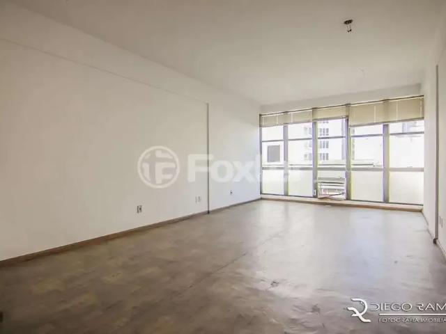 Conj. Comercial / Sala para Venda em Porto Alegre/RS Centro Histórico