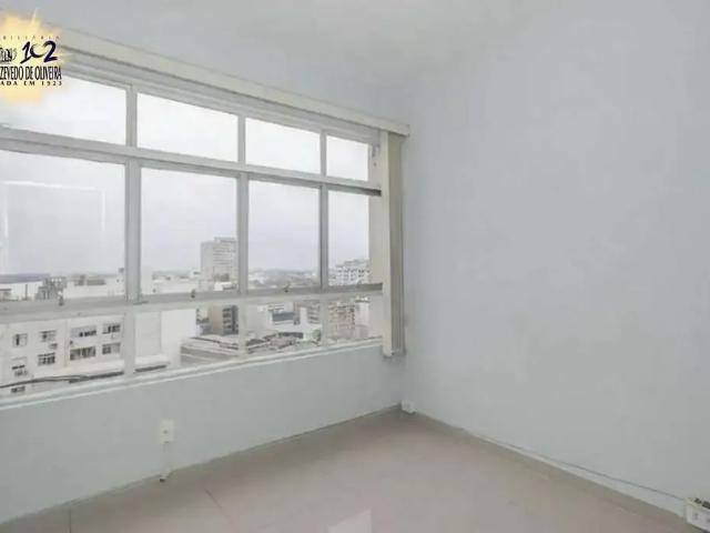 Conj. Comercial / Sala para Venda em Porto Alegre/RS Centro Histórico 2 Quartos