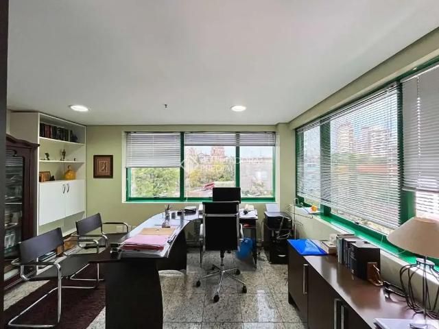 Conj. Comercial / Sala para Venda em Porto Alegre/RS Centro Histórico
