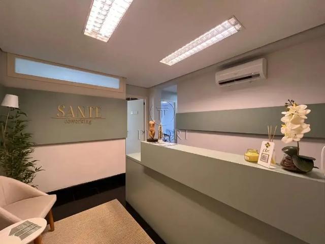 Conj. Comercial / Sala para Venda em Porto Alegre/RS Auxiliadora