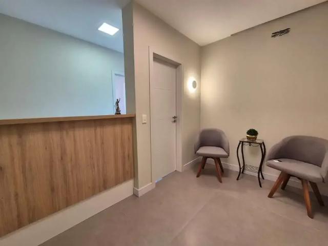 Conj. Comercial / Sala para Venda em Porto Alegre/RS Auxiliadora