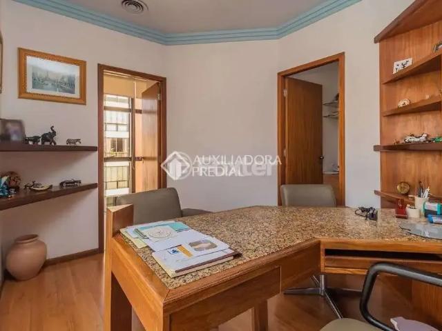 Conj. Comercial / Sala para Venda em Porto Alegre/RS Auxiliadora