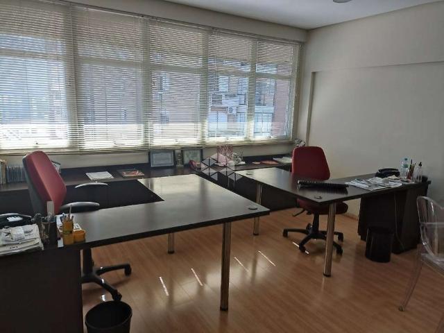 Conj. Comercial / Sala para Venda em Porto Alegre/RS Auxiliadora