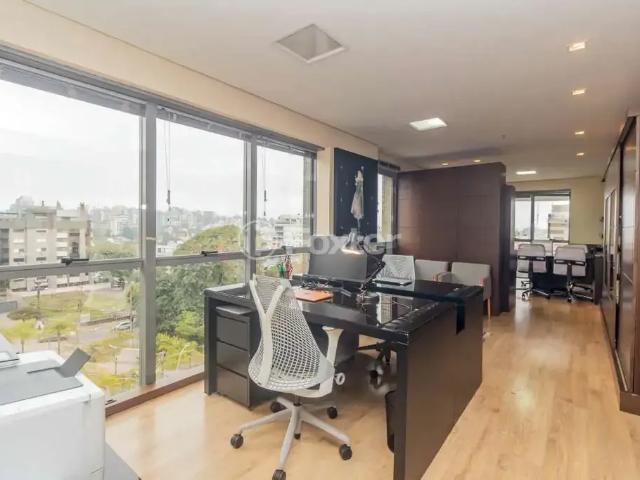 Conj. Comercial / Sala para Venda em Porto Alegre/RS Auxiliadora