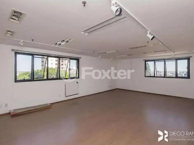 Conj. Comercial / Sala para Venda em Porto Alegre/RS Auxiliadora