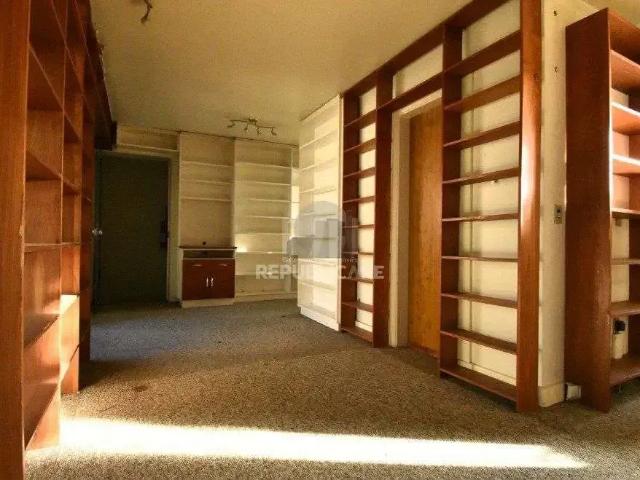 Conj. Comercial / Sala para Venda em Porto Alegre/RS Bom Fim 6 Quartos