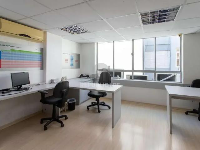 Conj. Comercial / Sala para Venda em Porto Alegre/RS Independência 6 Quartos