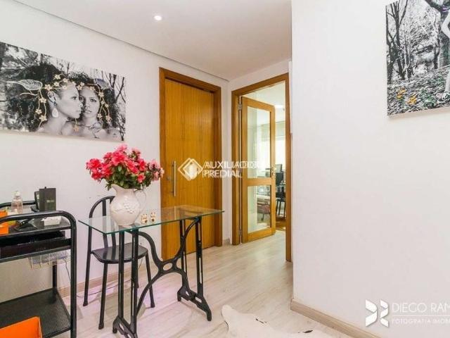 Conj. Comercial / Sala para Venda em Porto Alegre/RS Independência