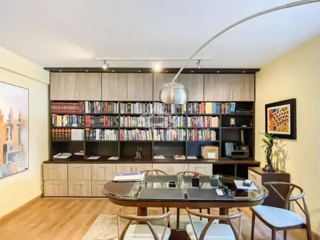Conj. Comercial / Sala para Venda em Porto Alegre/RS Moinhos de Vento 4 Quartos