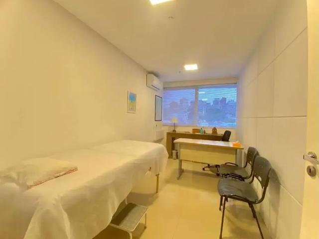 Conj. Comercial / Sala para Venda em Porto Alegre/RS Moinhos de Vento 2 Quartos