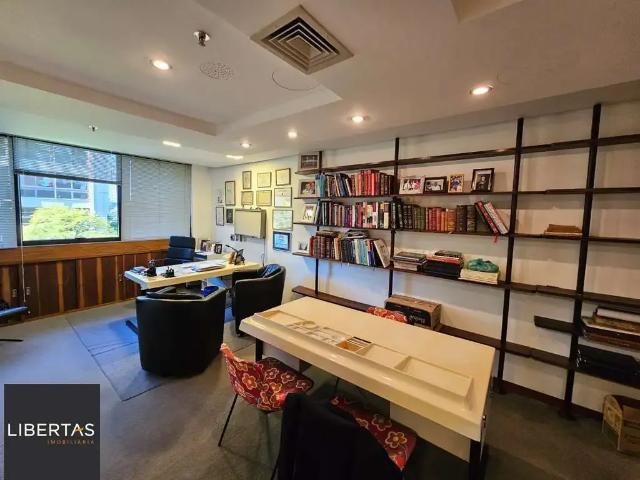 Conj. Comercial / Sala para Venda em Porto Alegre/RS Moinhos de Vento 2 Quartos