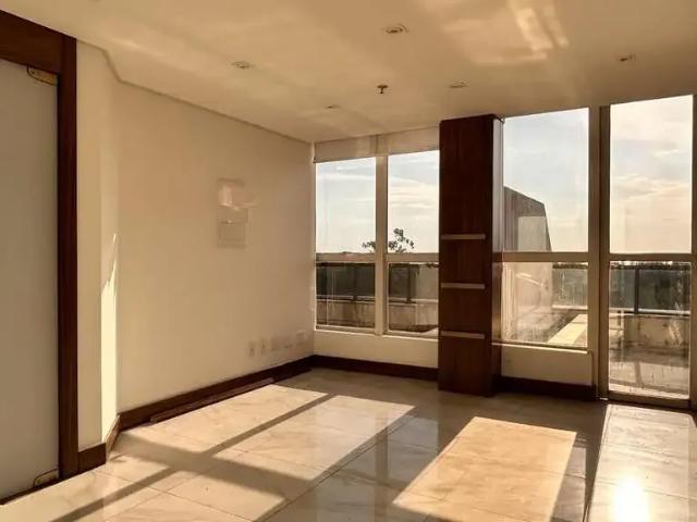 Conj. Comercial / Sala para Venda em Porto Alegre/RS Menino Deus 3 Quartos