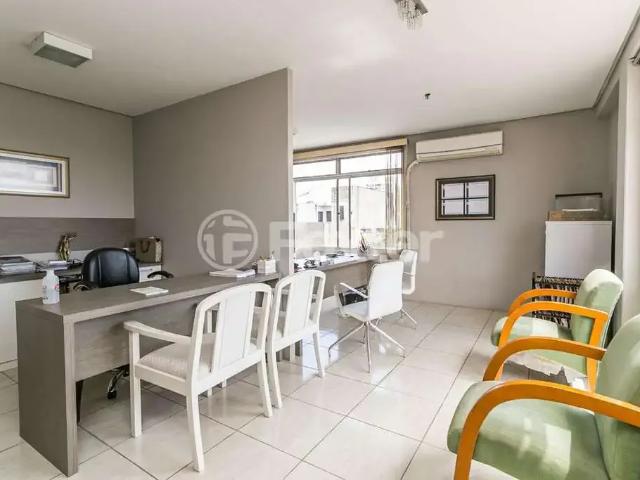 Conj. Comercial / Sala para Venda em Porto Alegre/RS Menino Deus