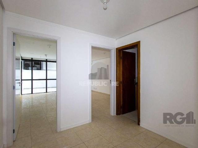 Conj. Comercial / Sala para Venda em Porto Alegre/RS Menino Deus