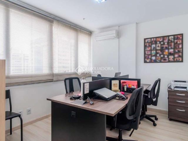 Conj. Comercial / Sala para Venda em Porto Alegre/RS Menino Deus