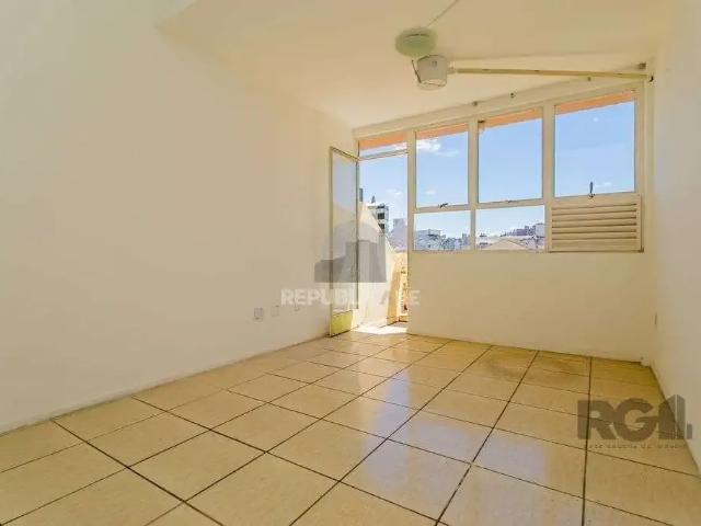 Conj. Comercial / Sala para Venda em Porto Alegre/RS Partenon