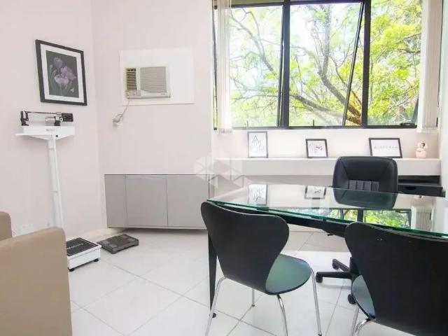 Conj. Comercial / Sala para Venda em Porto Alegre/RS Petrópolis