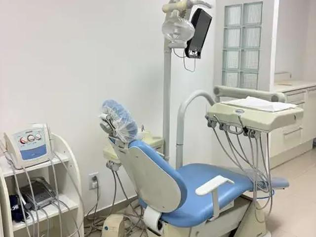 Conj. Comercial / Sala para Venda em Porto Alegre/RS Petrópolis 1 Quartos