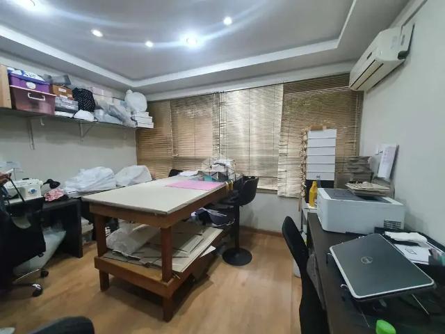 Conj. Comercial / Sala para Venda em Porto Alegre/RS Praia de Belas