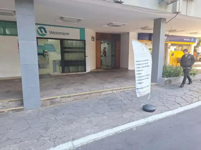 Conj. Comercial / Sala para Venda em Porto Alegre/RS Rio Branco 1 Quartos