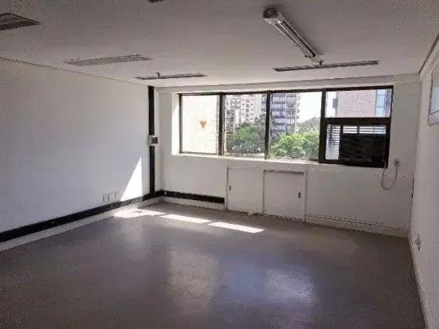 Conj. Comercial / Sala para Venda em Porto Alegre/RS Rio Branco 1 Quartos