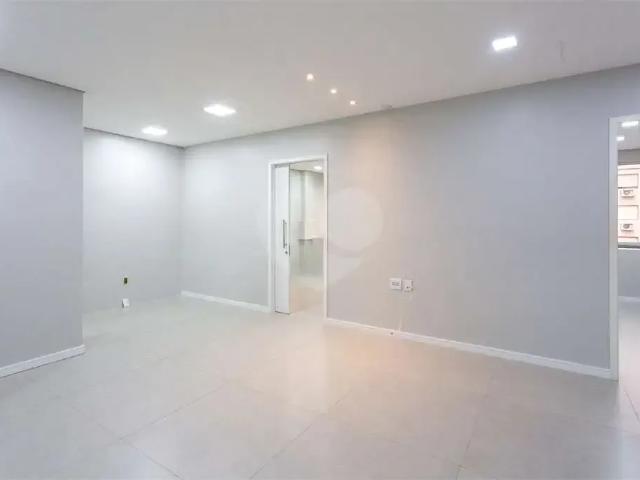 Conj. Comercial / Sala para Venda em Porto Alegre/RS Três Figueiras