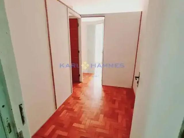 Conj. Comercial / Sala para Venda em Petrópolis/RJ Centro