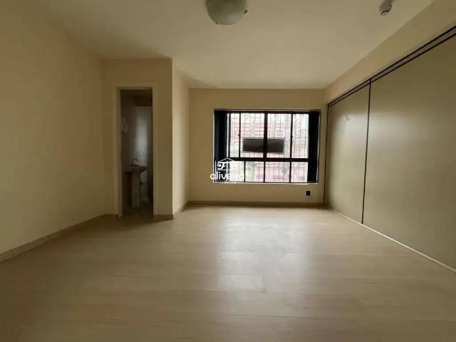 Conj. Comercial / Sala para Venda em Pelotas/RS Centro 2 Quartos