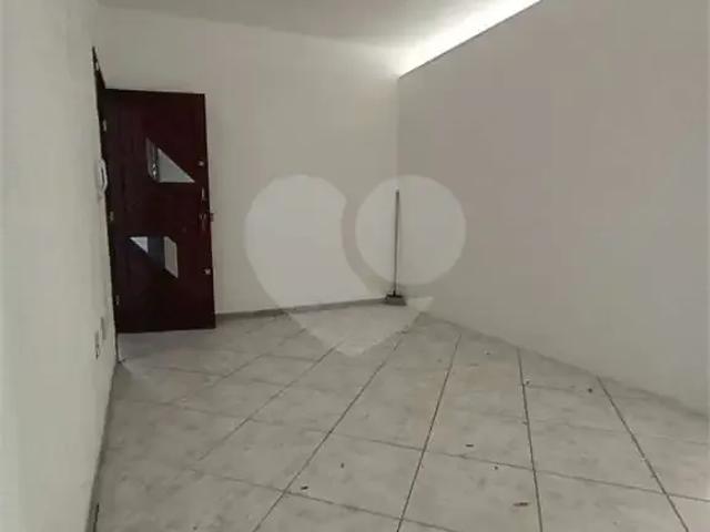 Conj. Comercial / Sala para Venda em Praia Grande/SP Guilhermina