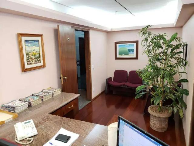 Conj. Comercial / Sala para Venda em Ribeirão Preto/SP Centro