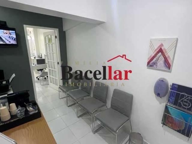 Conj. Comercial / Sala para Venda em Rio de Janeiro/RJ Tijuca