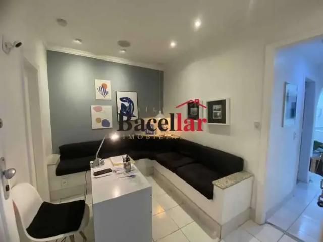 Conj. Comercial / Sala para Venda em Rio de Janeiro/RJ Tijuca