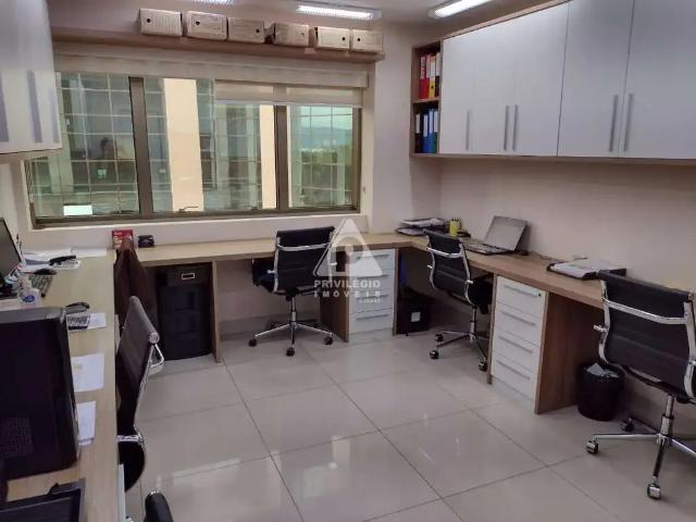 Conj. Comercial / Sala para Venda em Rio de Janeiro/RJ Barra da Tijuca