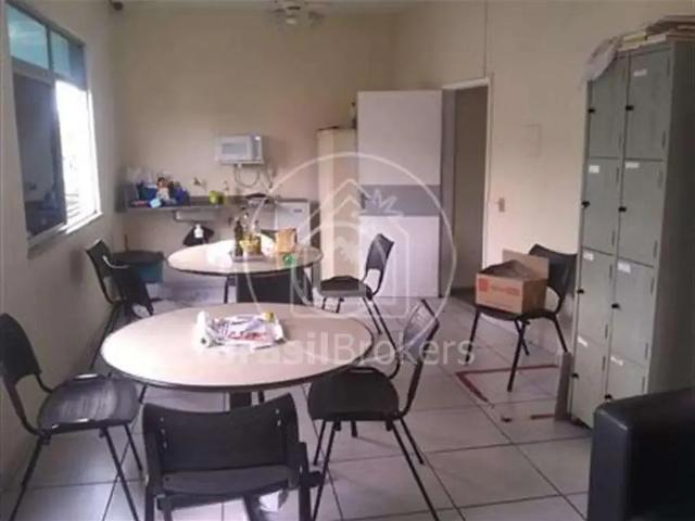 Conj. Comercial / Sala para Venda em Rio de Janeiro/RJ Cacuia