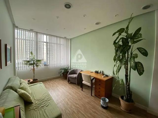 Conj. Comercial / Sala para Venda em Rio de Janeiro/RJ Catete