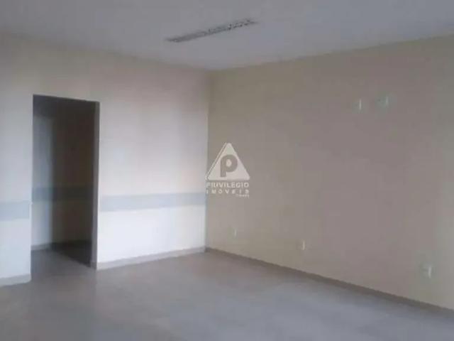 Conj. Comercial / Sala para Venda em Rio de Janeiro/RJ Centro