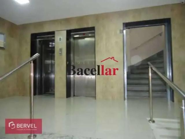 Conj. Comercial / Sala para Venda em Rio de Janeiro/RJ Centro