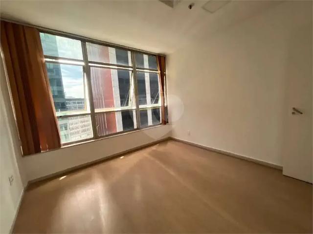 Conj. Comercial / Sala para Venda em Rio de Janeiro/RJ Centro
