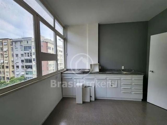 Conj. Comercial / Sala para Venda em Rio de Janeiro/RJ Copacabana 1 Quartos