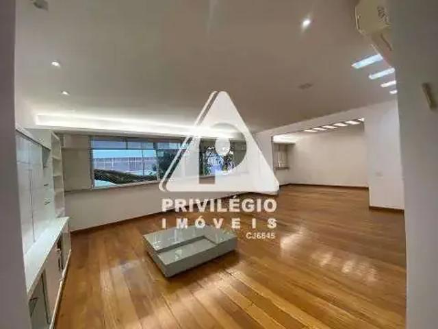 Conj. Comercial / Sala para Venda em Rio de Janeiro/RJ Copacabana 4 Quartos