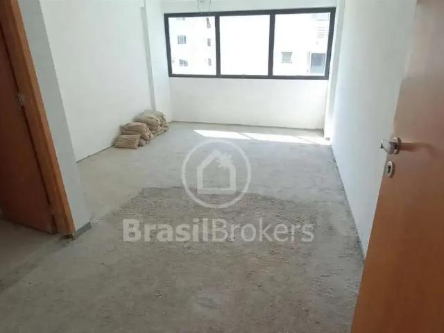 Conj. Comercial / Sala para Venda em Rio de Janeiro/RJ Freguesia Jacarepaguá