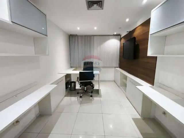 Conj. Comercial / Sala para Venda em Rio de Janeiro/RJ Freguesia Jacarepaguá 1 Quartos